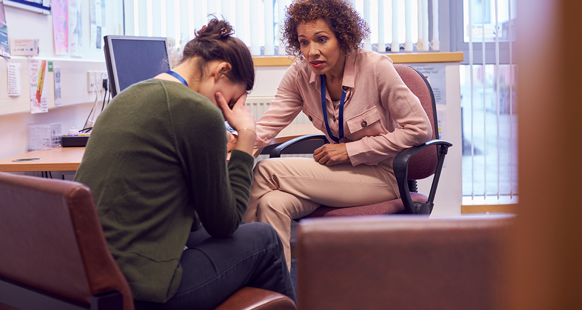 5 Verbal De-escalation Techniques | Crisis Prevention Institute (CPI)